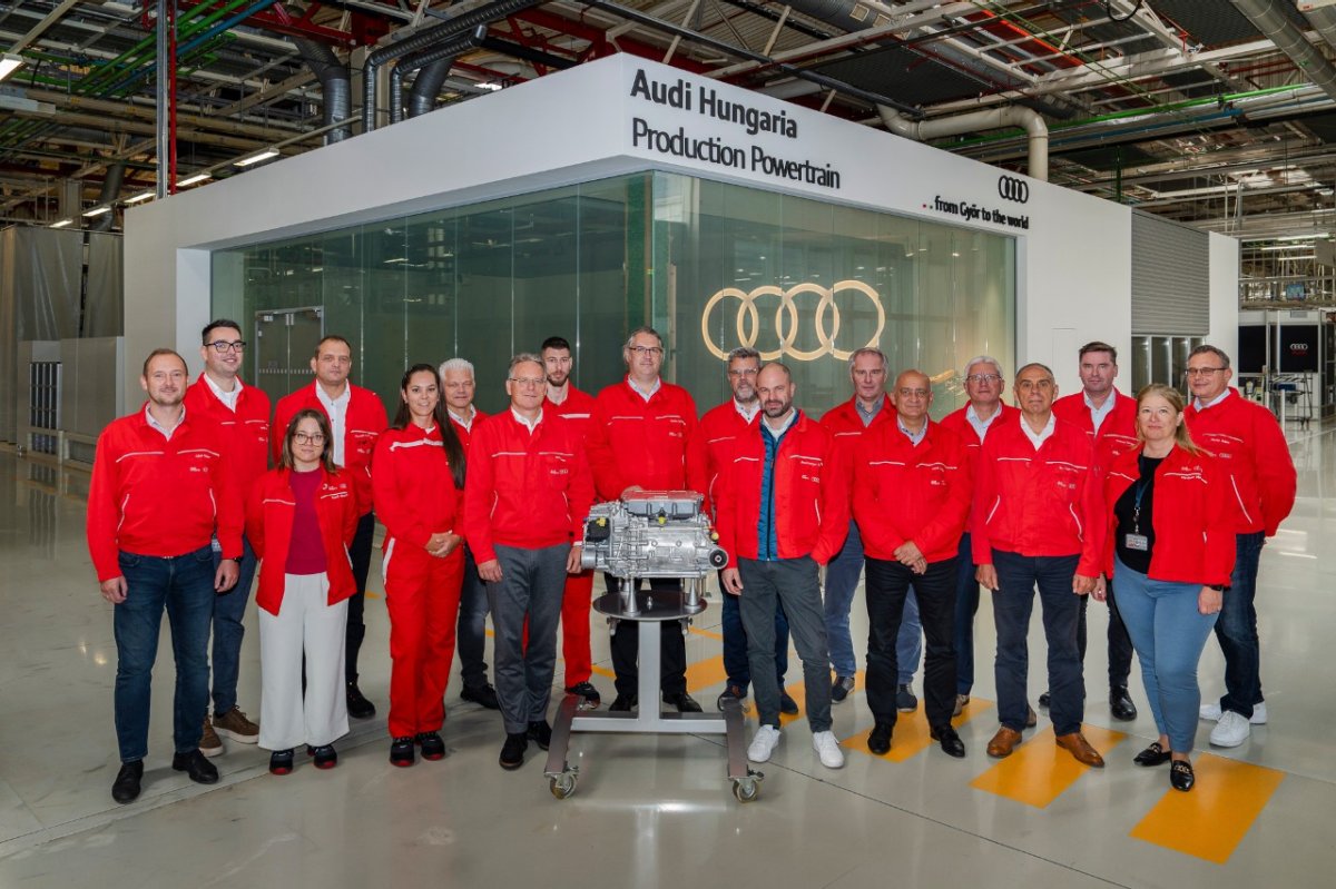Nicht zu stoppen: Audi Hungaria in Győr hat bisher 45 Millionen Motoren ...
